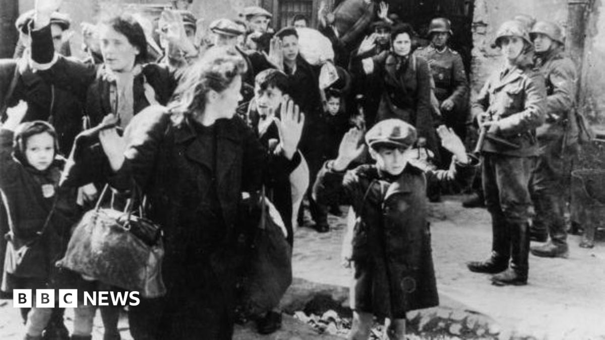 Poland's Jews: A tragic history - BBC News