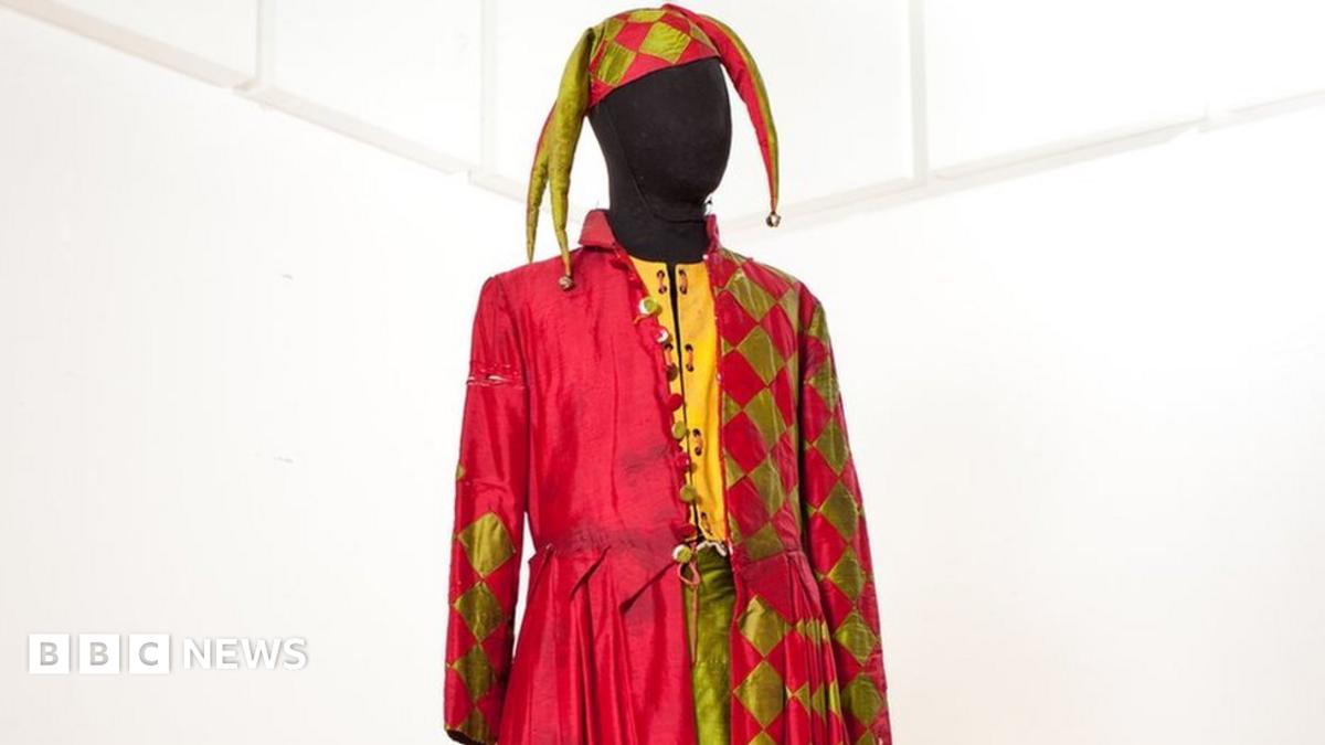 RSC exhibition featuring costumes worn by David Tennant and Dame Judi ...