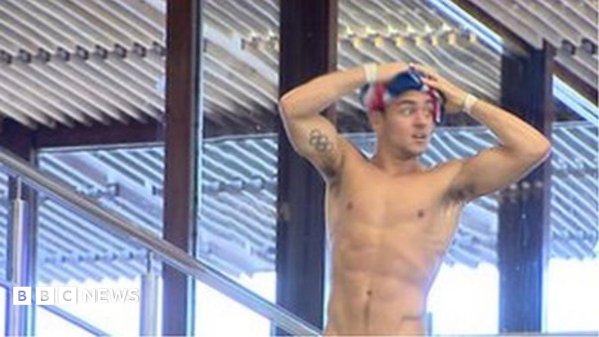 Tom Daley makes a splash in Edinburgh - BBC News