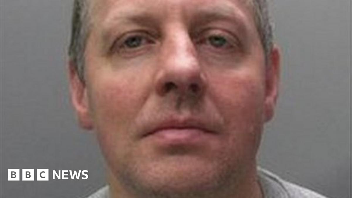 Rimas Venclovas appeals over murder location - BBC News