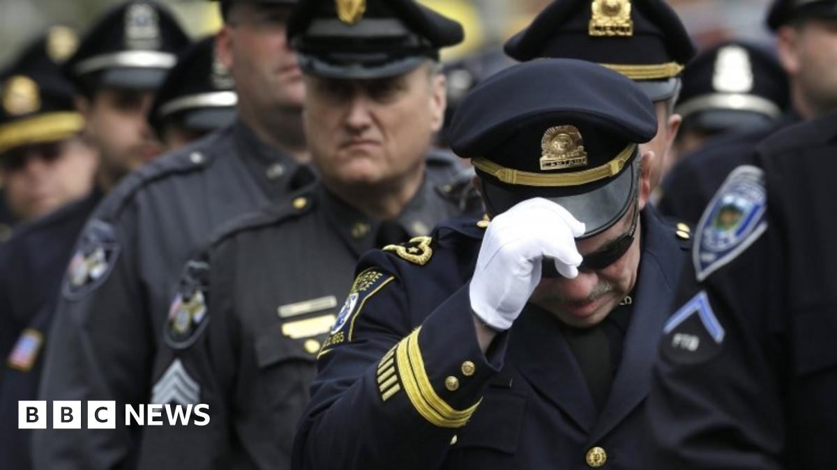 Boston bombs: Memorial for slain officer Sean Collier - BBC News