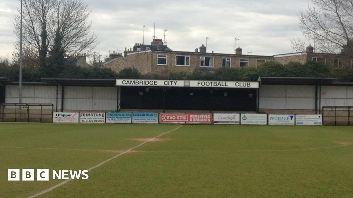 Cambridge City FC's farewell to Milton Road - BBC News