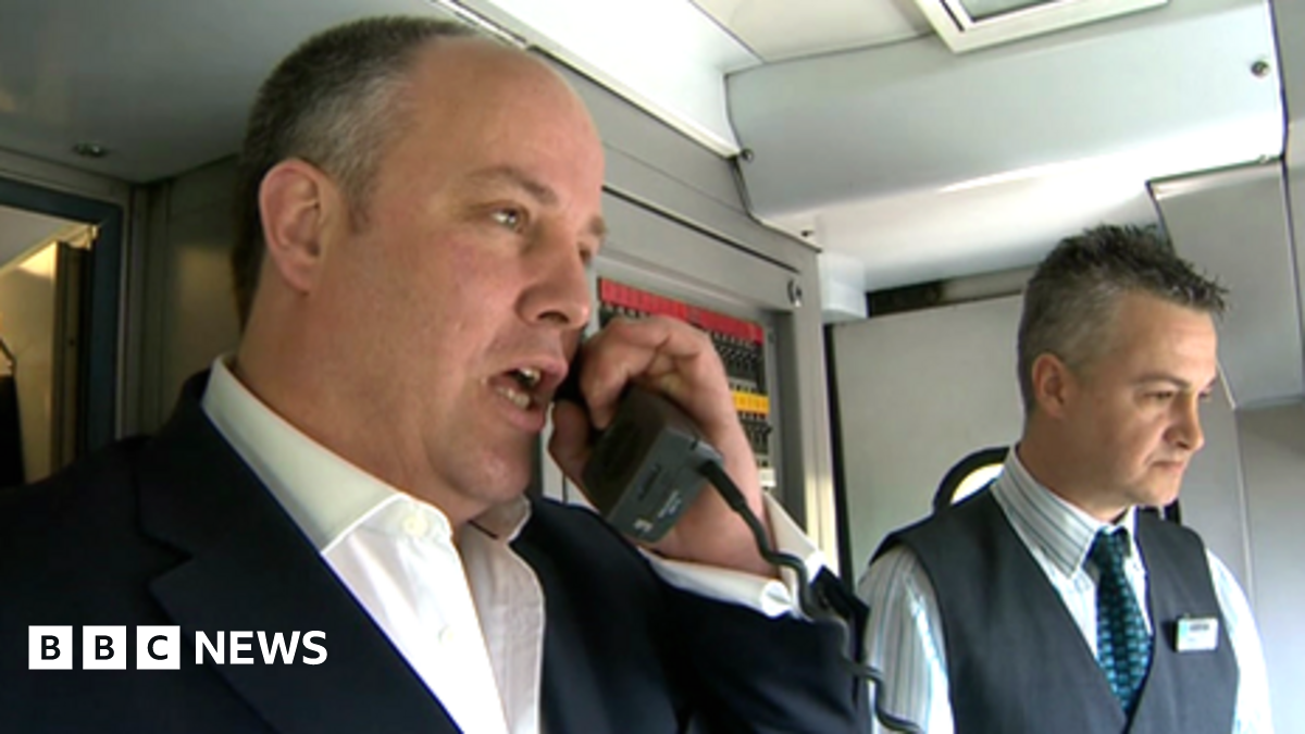 Welsh Conservative conference: Andrew RT Davies, train announcer - BBC News