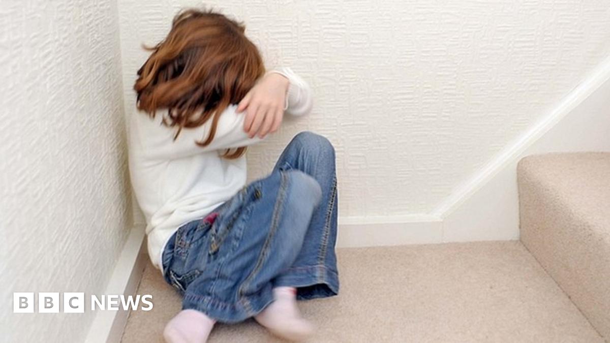 Nottingham City Council's 'significant' child neglect failures - BBC News