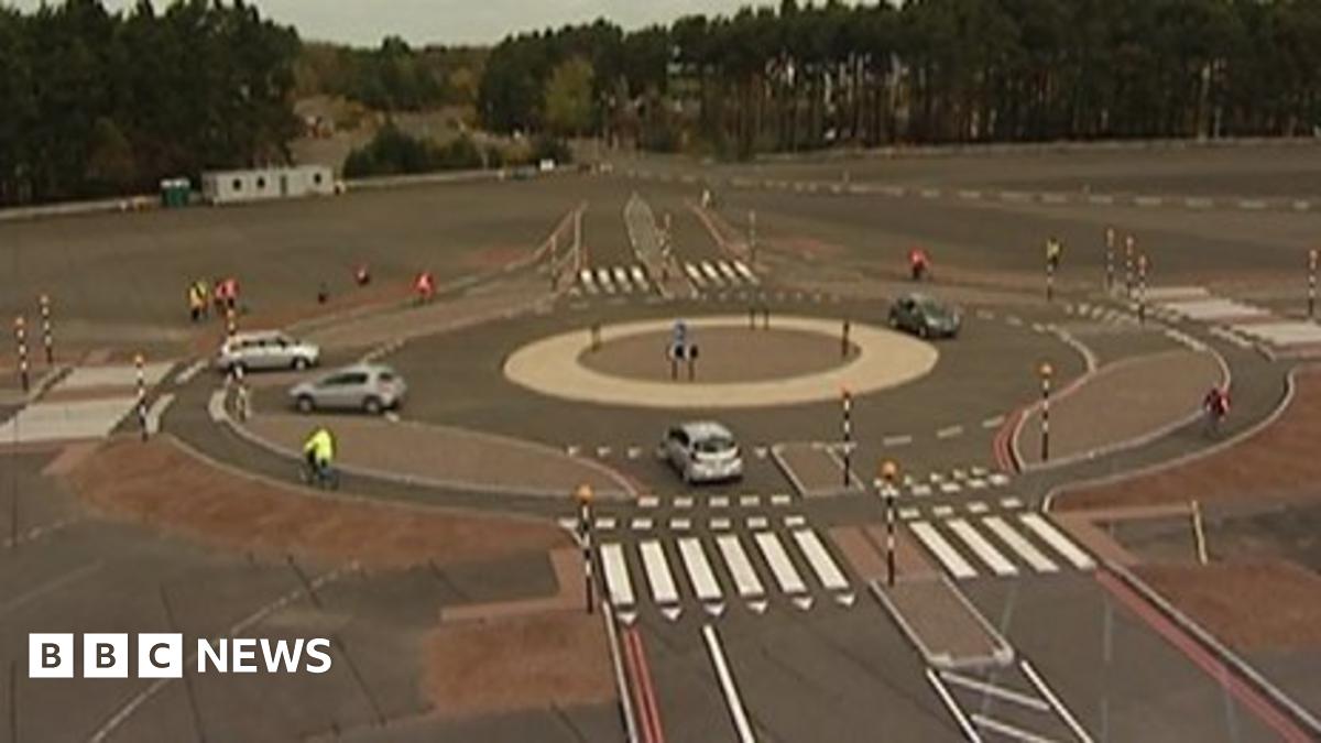 'Dutch roundabouts' could be seen in London next year - BBC News