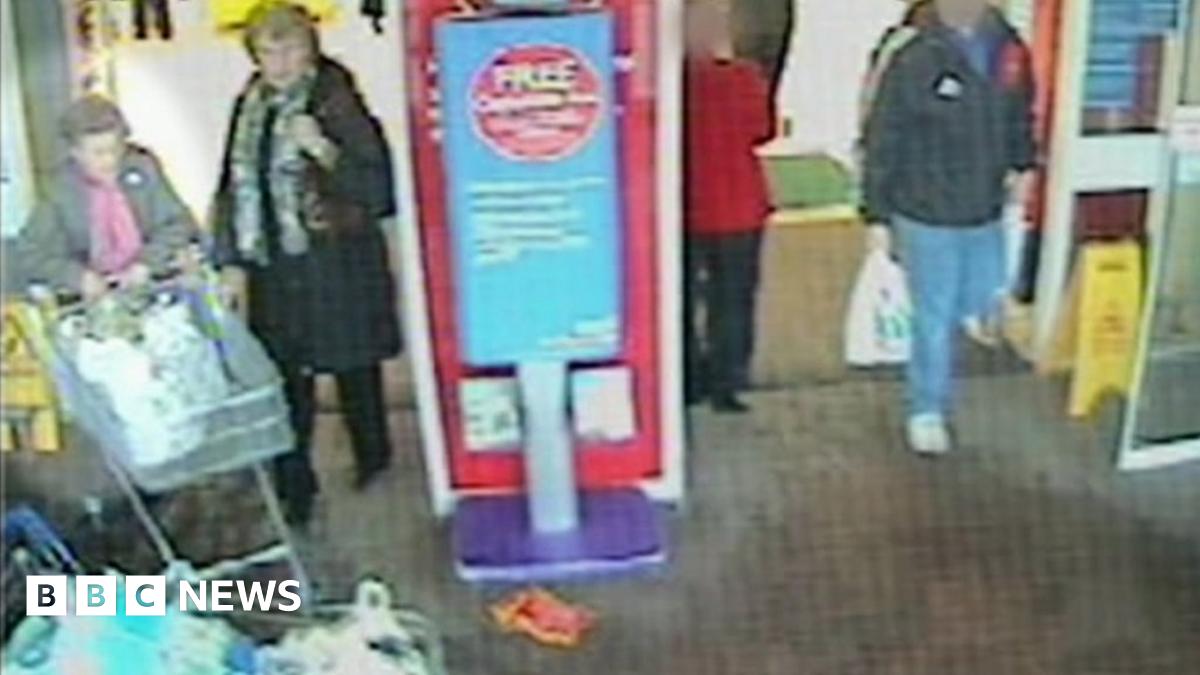 Una Crown murder: Crimewatch reconstruction knife appeal - BBC News