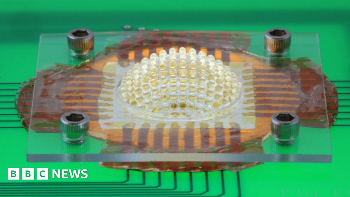 Scientists make 'bug-eye' camera - BBC News