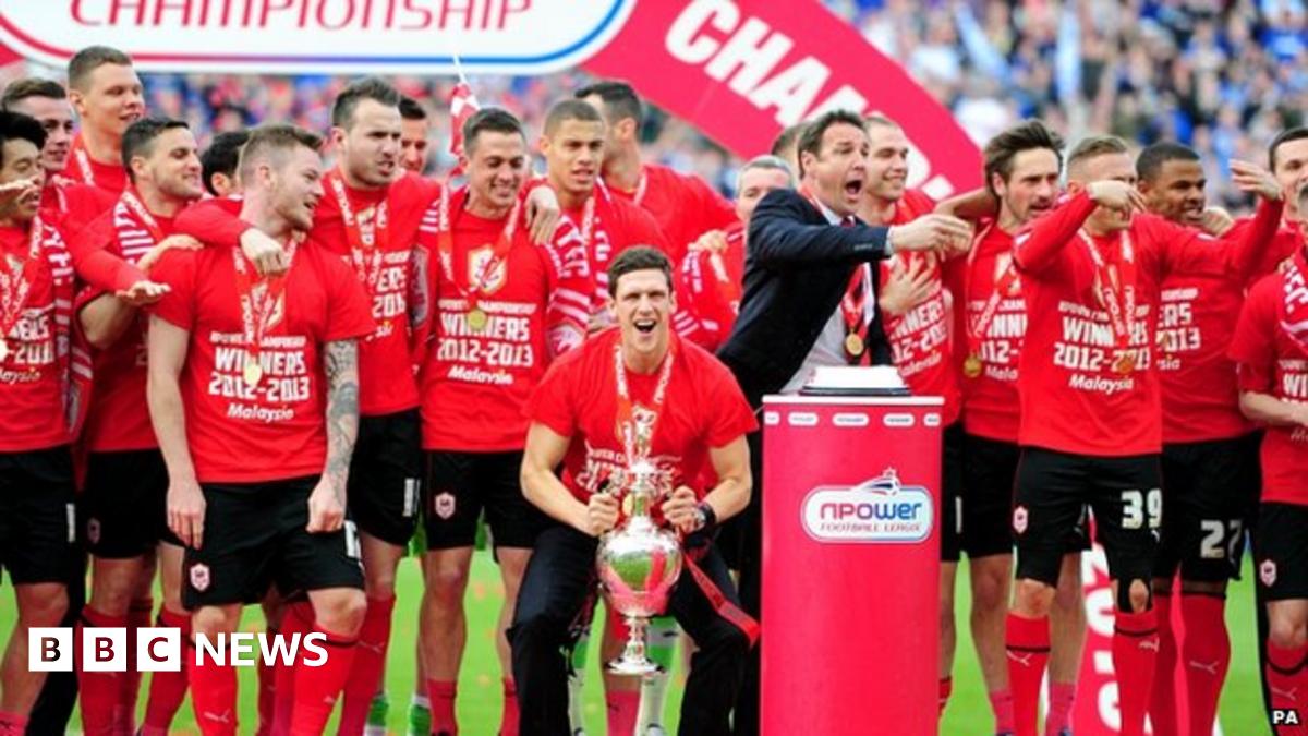 Cardiff City promotion: Open-top bus parade and celebrations - BBC News