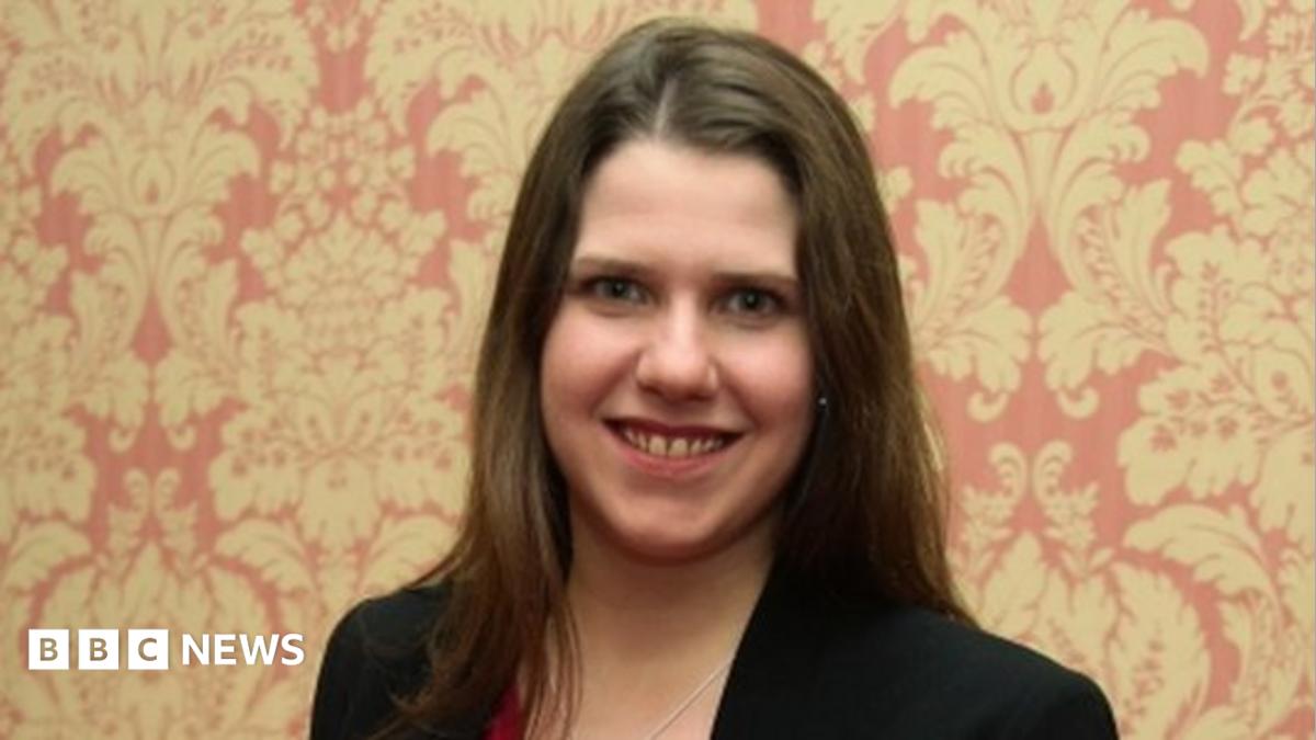 Jo Swinson MP recovers from allergic reaction - BBC News