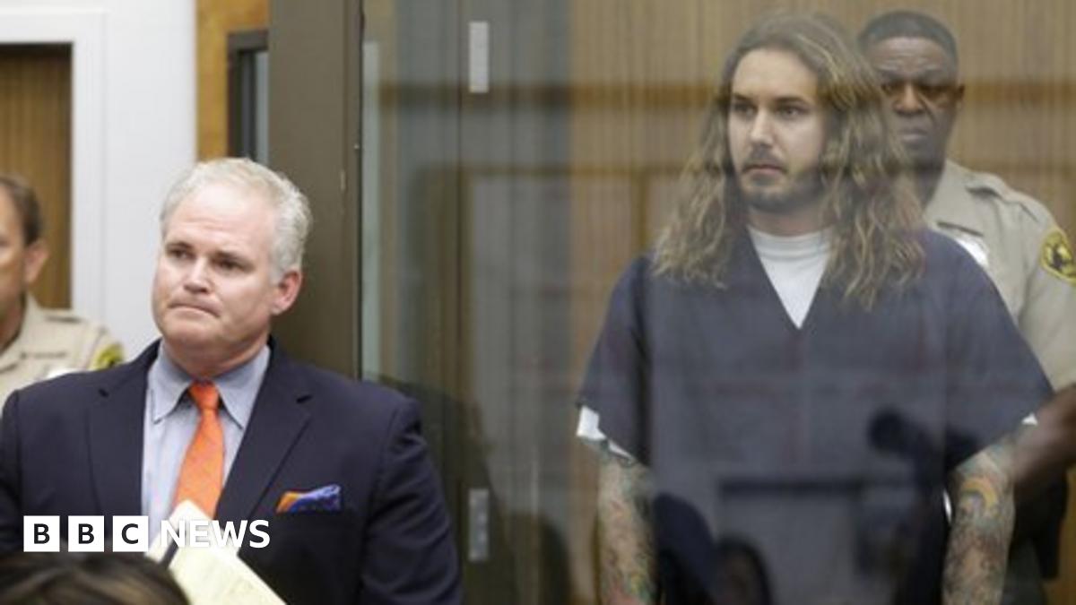 As I Lay Dying singer Tim Lambesis released on bail - BBC News