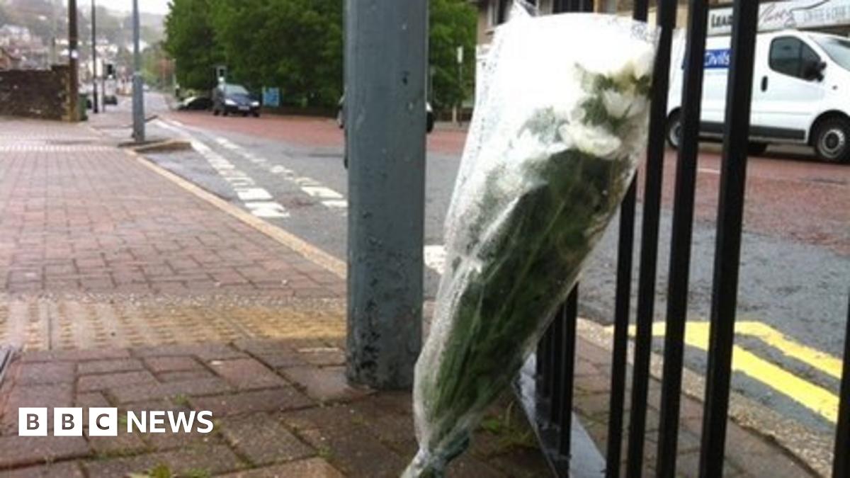 Talbot Green bus terminus death of pedestrian, 69 - BBC News
