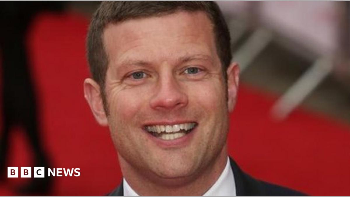Dermot O'Leary backs Sharon Osbourne X Factor return - BBC News
