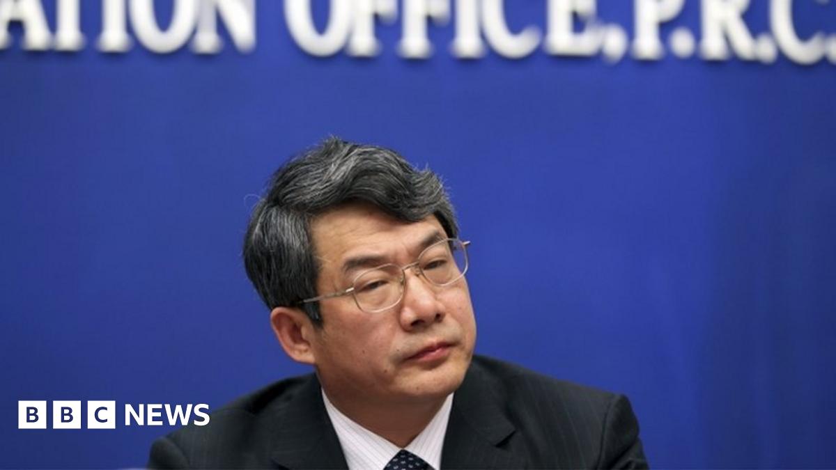 How a Chinese journalist took on a top official - BBC News