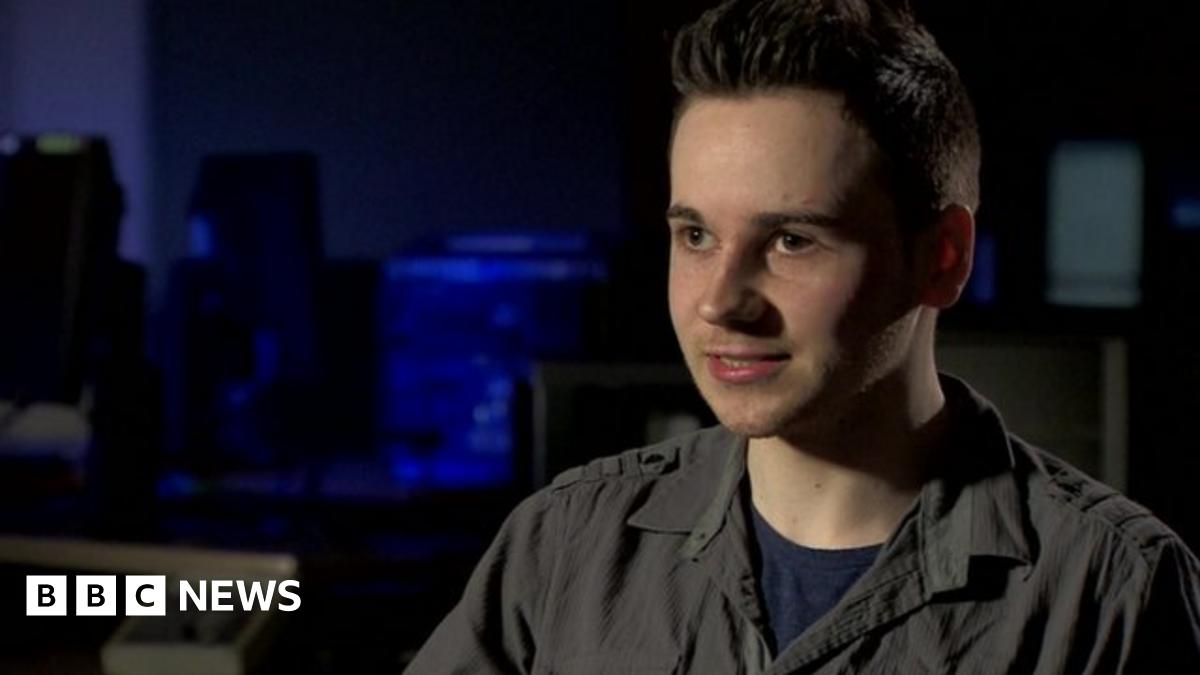 Former Lulzsec hacker Jake Davis on his motivations - BBC News
