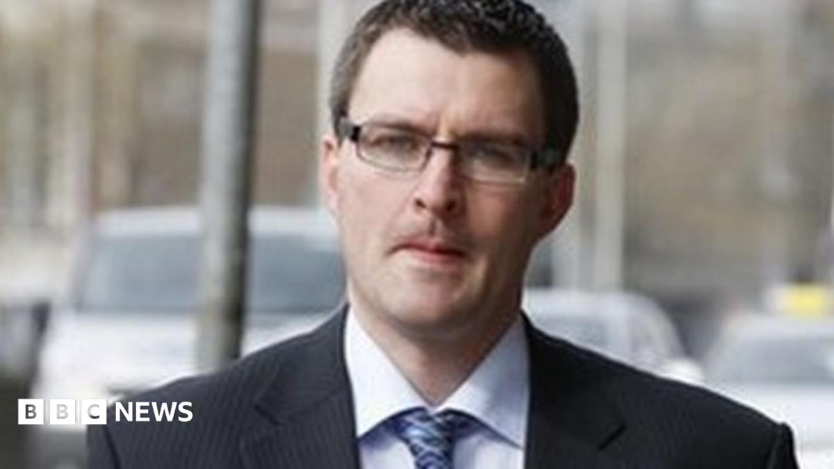 Peter Darragh Quinn ordered by court to pay 145m euros - BBC News