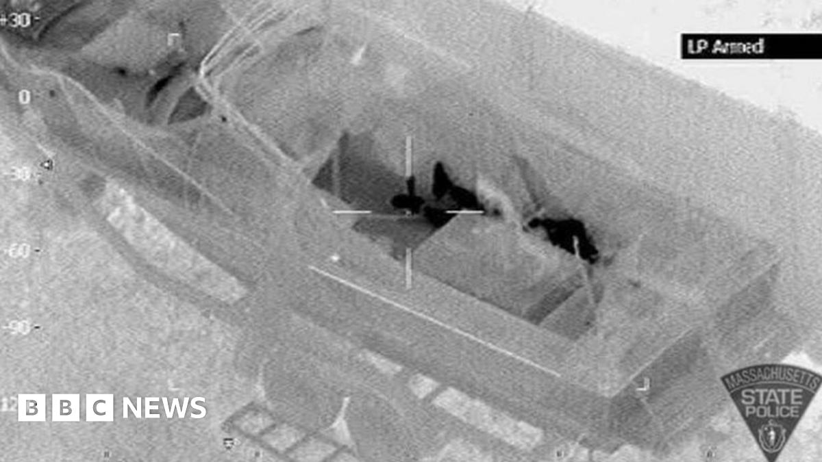 Boston suspect Dzhokhar Tsarnaev 'left note in boat' - BBC News