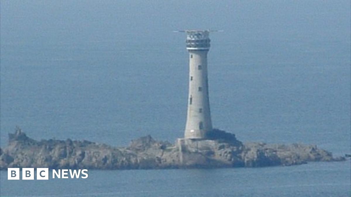 No charges in overboard French yachtsman case - BBC News