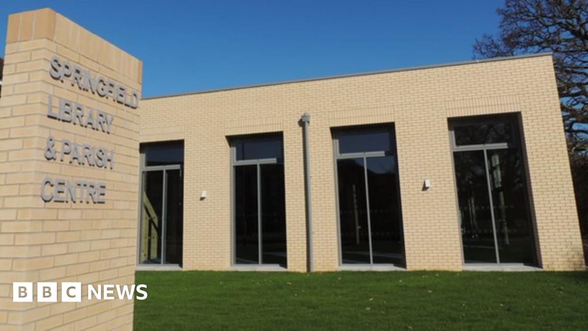First Essex library in 25 years opens in Springfield, Chelmsford - BBC News