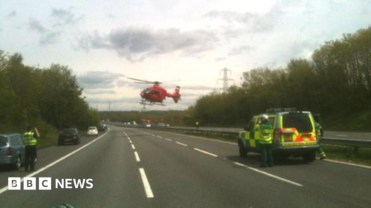 M4 near Cardiff reopens after overturned car removed - BBC News