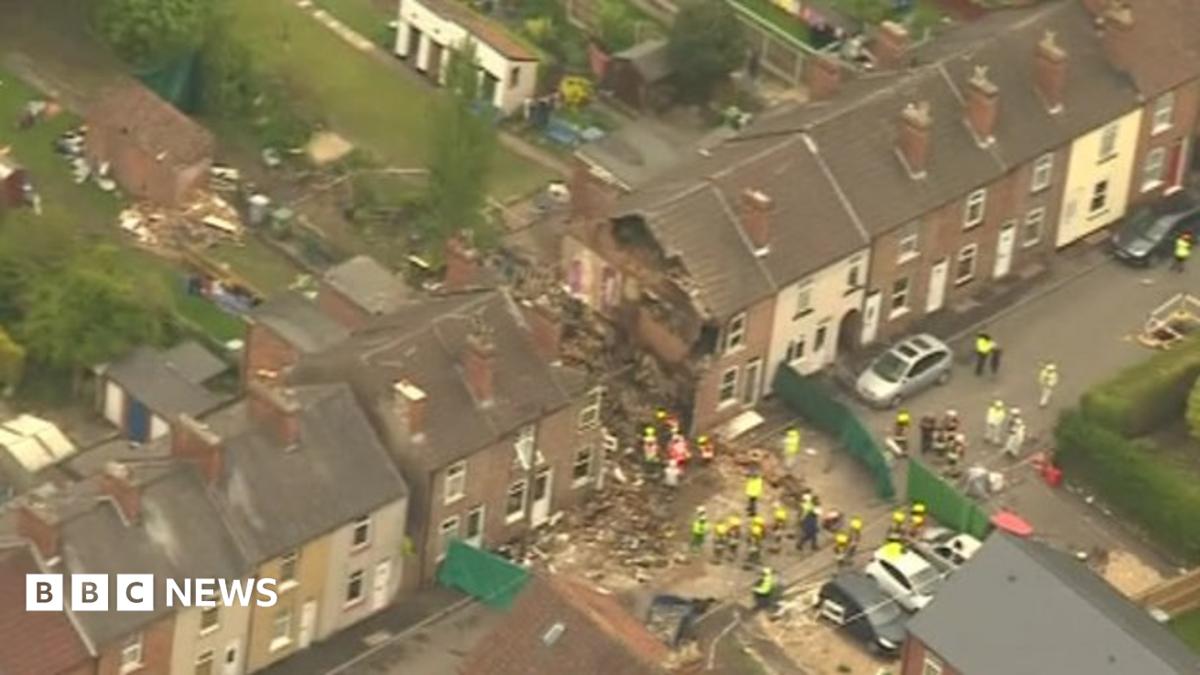 Newark house blast: DIY 'possible cause' of explosion - BBC News