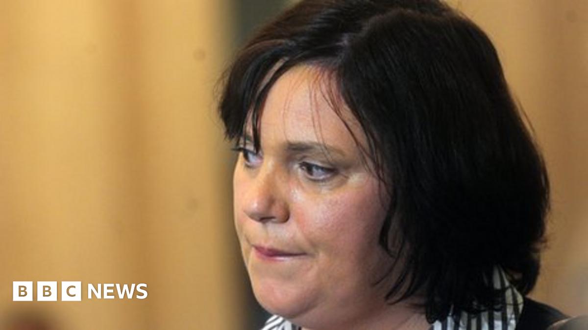 Ann Travers 'more hopeful' after meeting SDLP leadership - BBC News