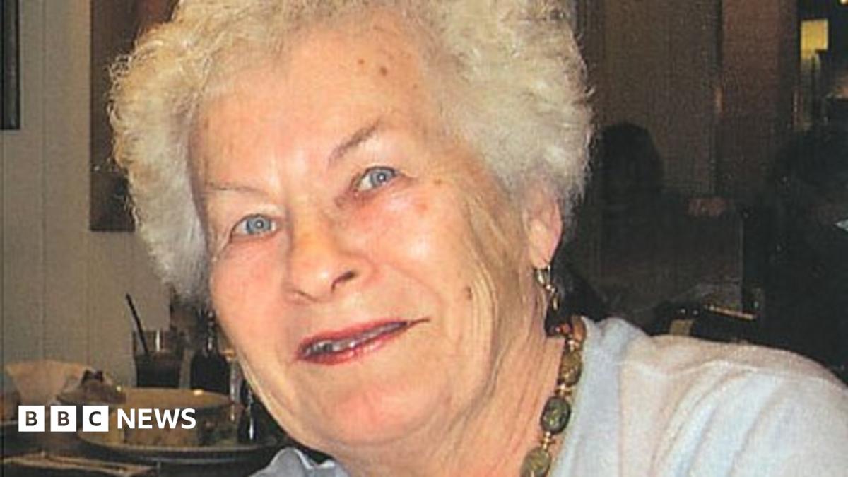 Tribute to pedestrian Mary McNeill killed by council van - BBC News