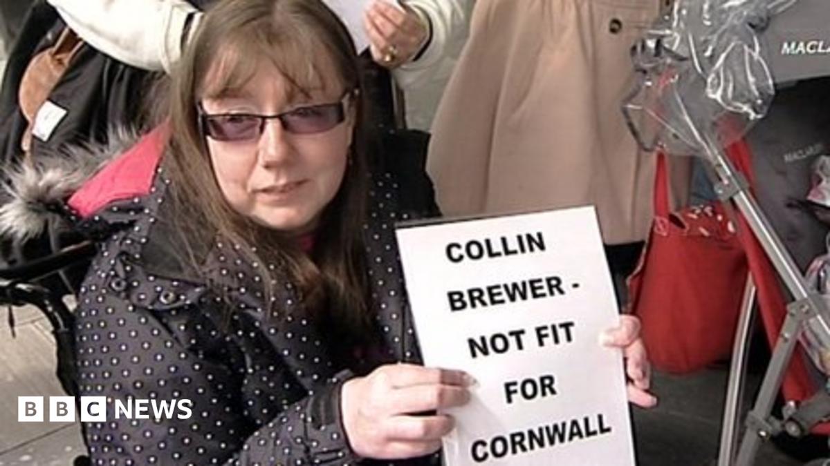 Cornwall disabled row councillor Collin Brewer urged to go - BBC News