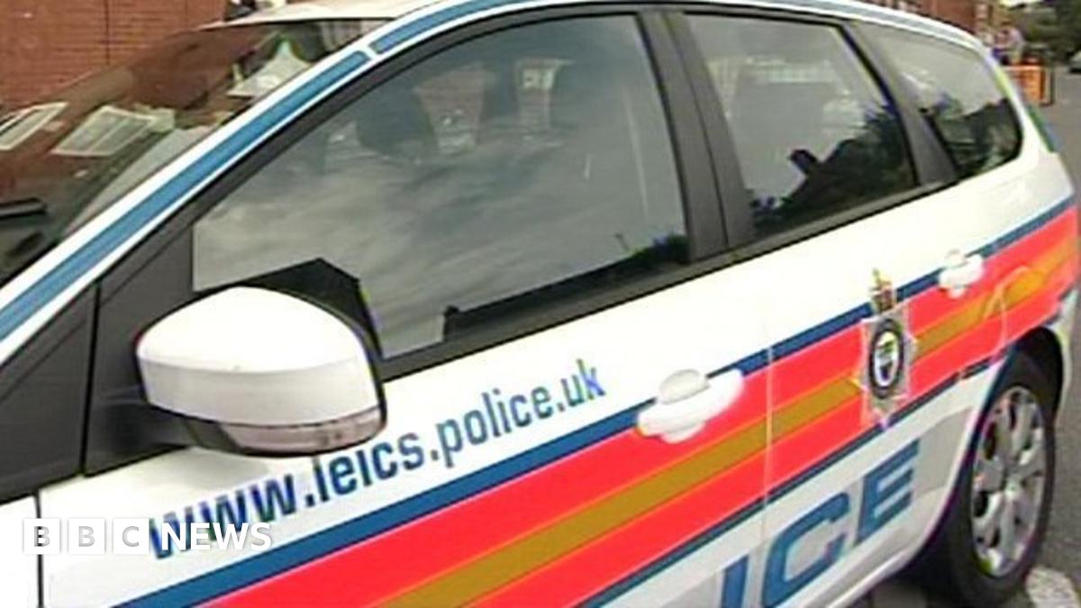 Boys enticed into cars and sexually assaulted in Leicester - BBC News
