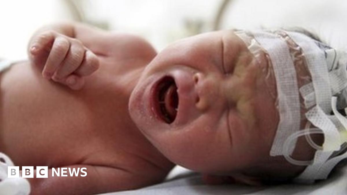 Chinese baby 'fell into sewage pipe accidentally' - BBC News
