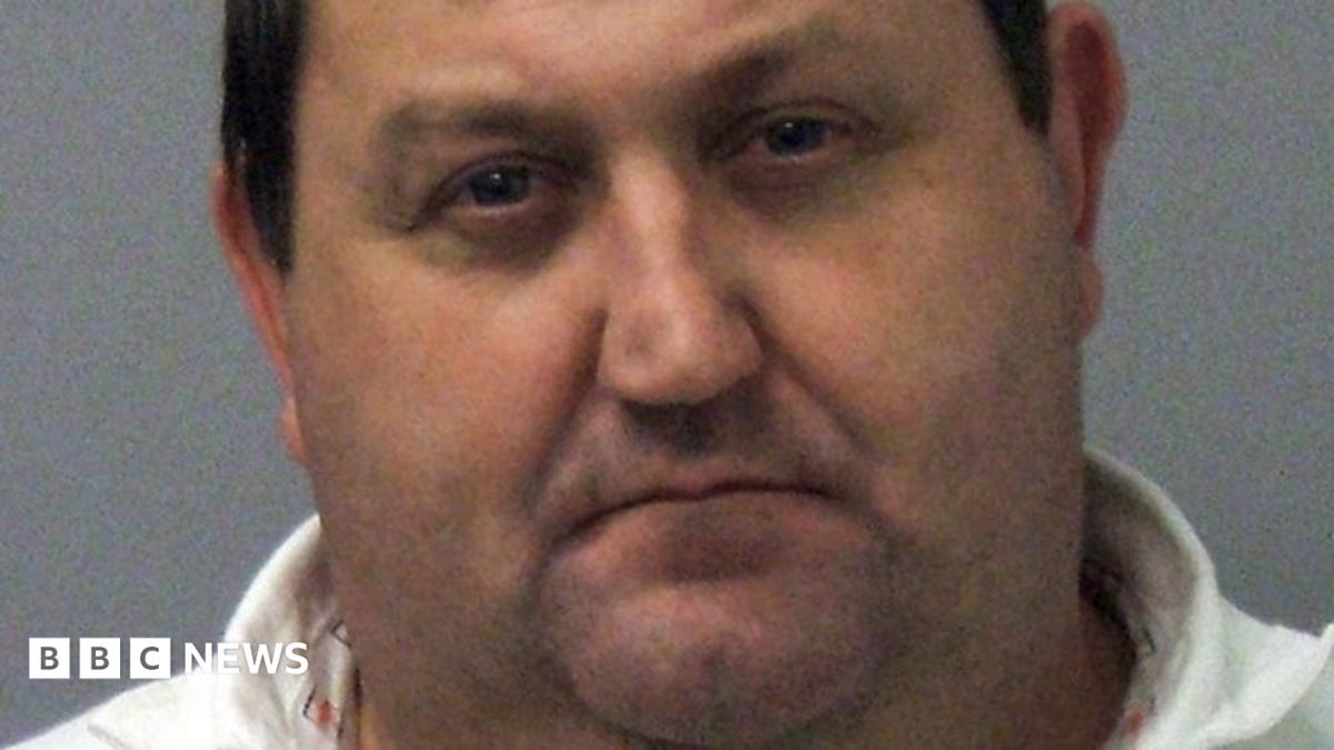 Peter Kay brother imposter jailed for 24 months - BBC News