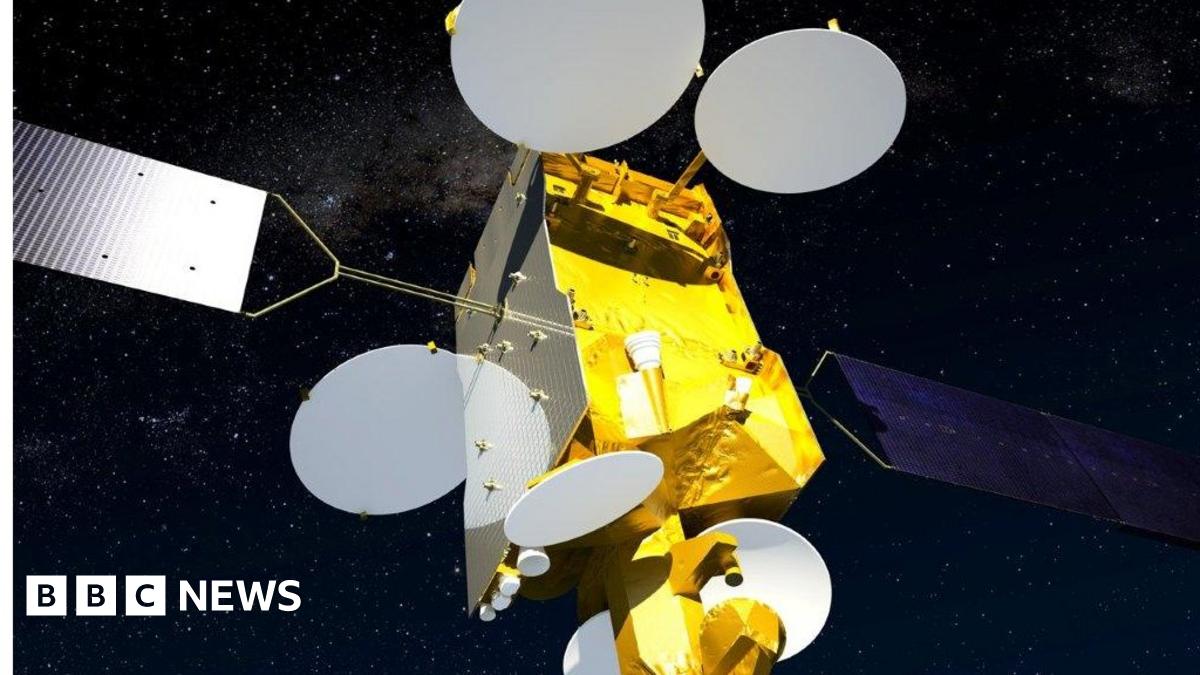 Stevenage company Astrium celebrates SES-6 satellite launch - BBC News