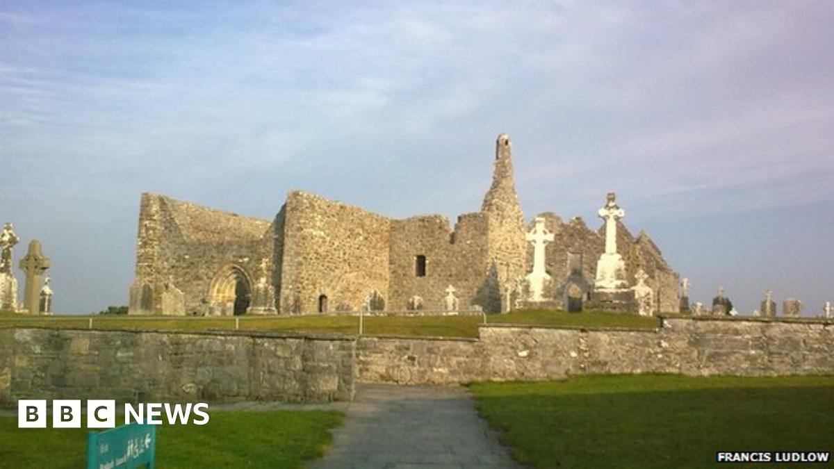 Ancient Irish texts show volcanic link to cold weather - BBC News