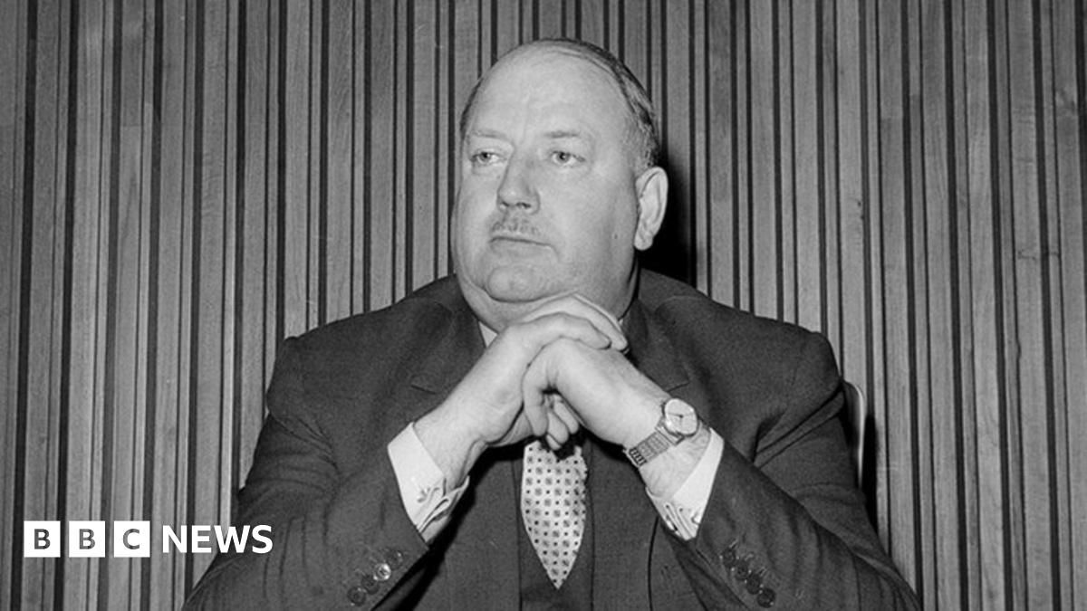 Beeching: Railway vandal or visionary? - BBC News