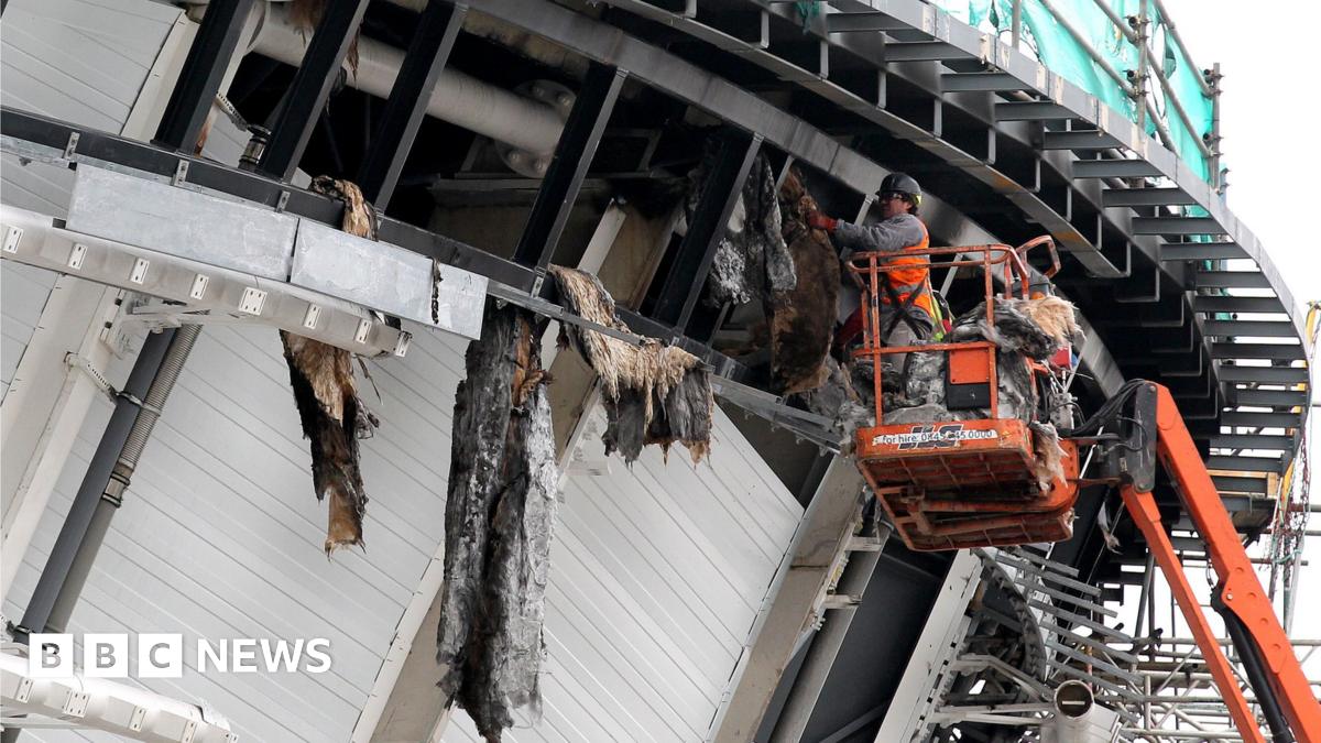 Glasgow Hydro fire: Probe into cause of blaze under way - BBC News