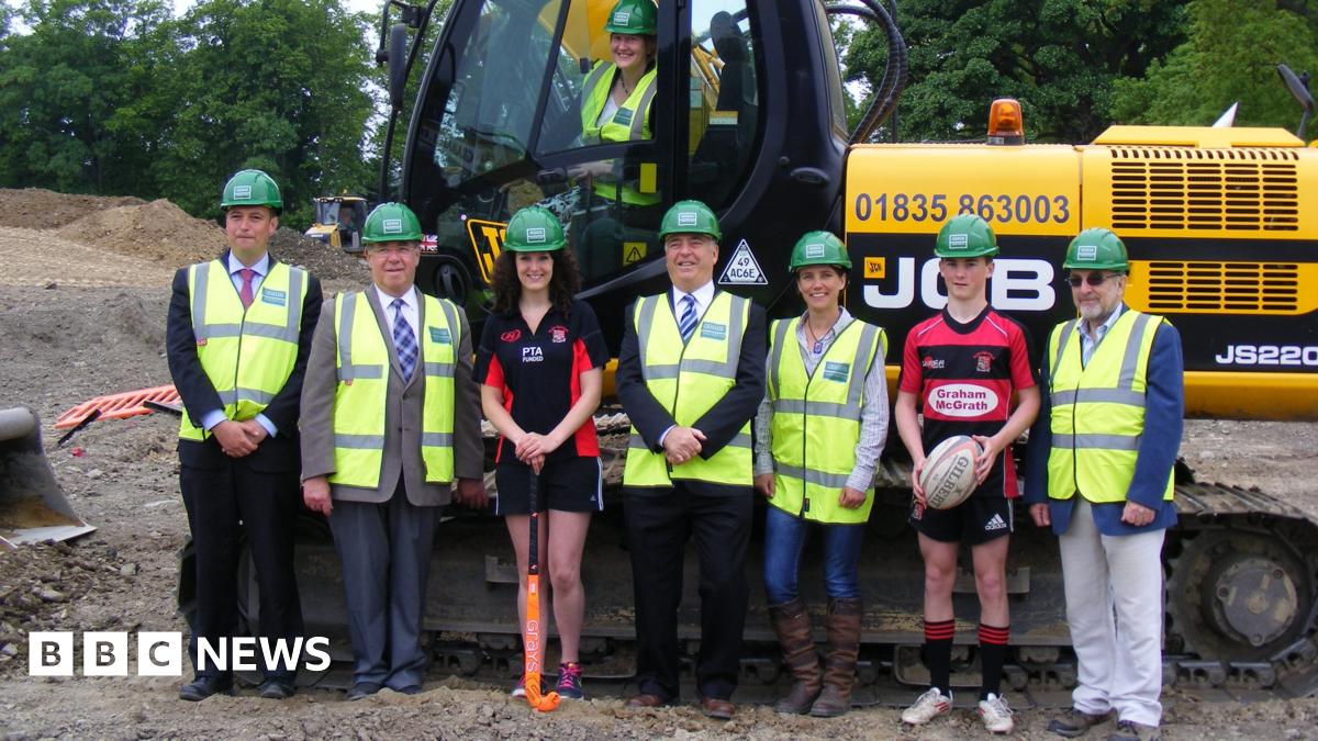 Peebles High School sports complex works officially start - BBC News