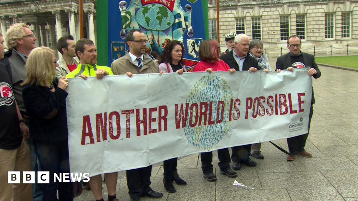 Violence fear 'used to reduce G8 protest numbers' - BBC News