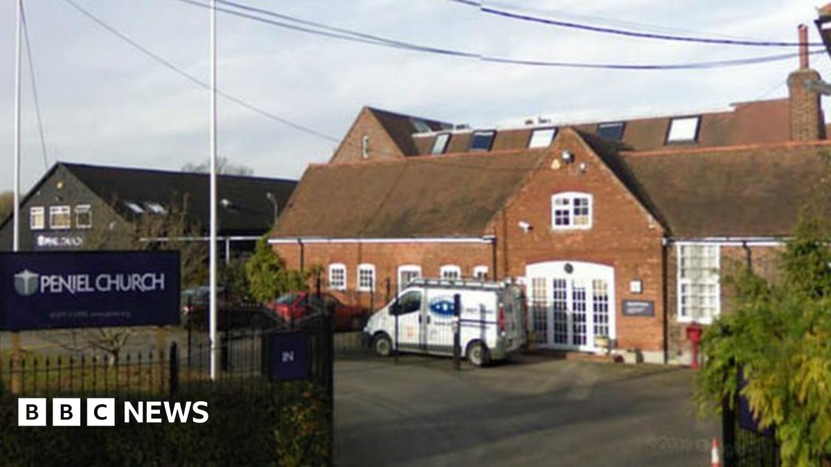 Ex-Peniel Church pastor Dr Michael Reid loses High Court case - BBC News