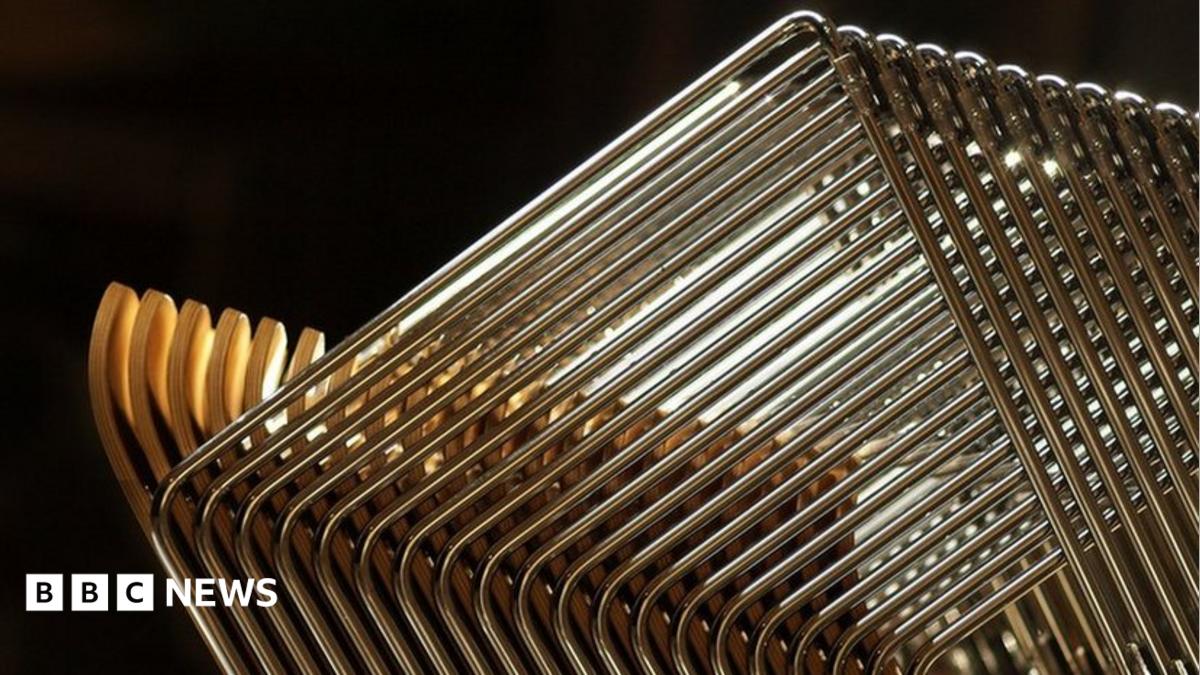Your pictures: Chairs - BBC News