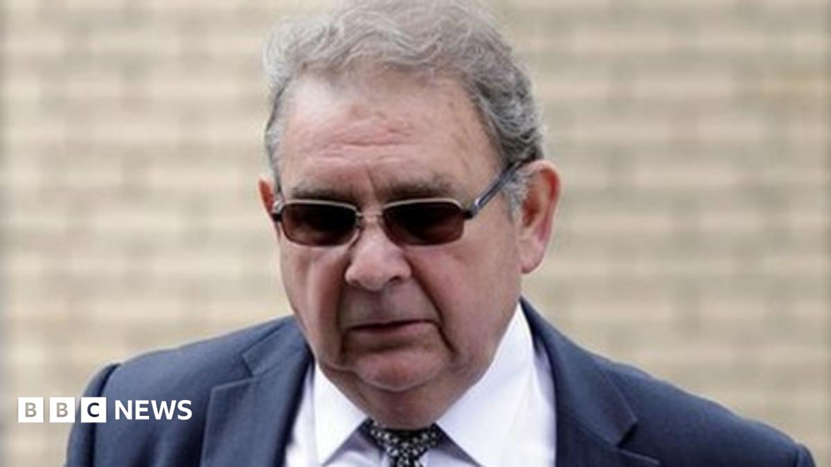 Lord Hanningfield 'refusing to negotiate' £50,000 credit card bill ...