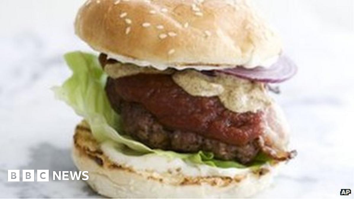 World's first lab-grown burger to be cooked and eaten - BBC News
