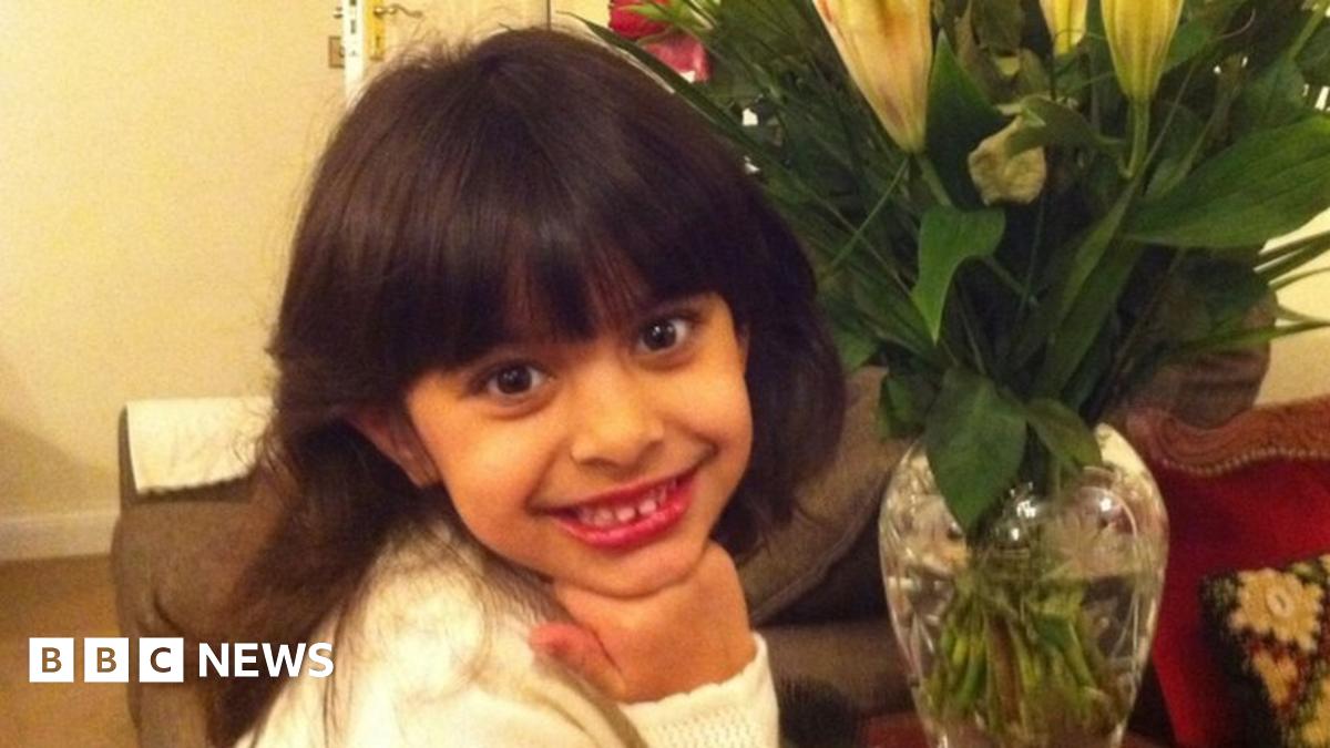 'No end' to hunt for abducted girl Aamina Khan, six - BBC News