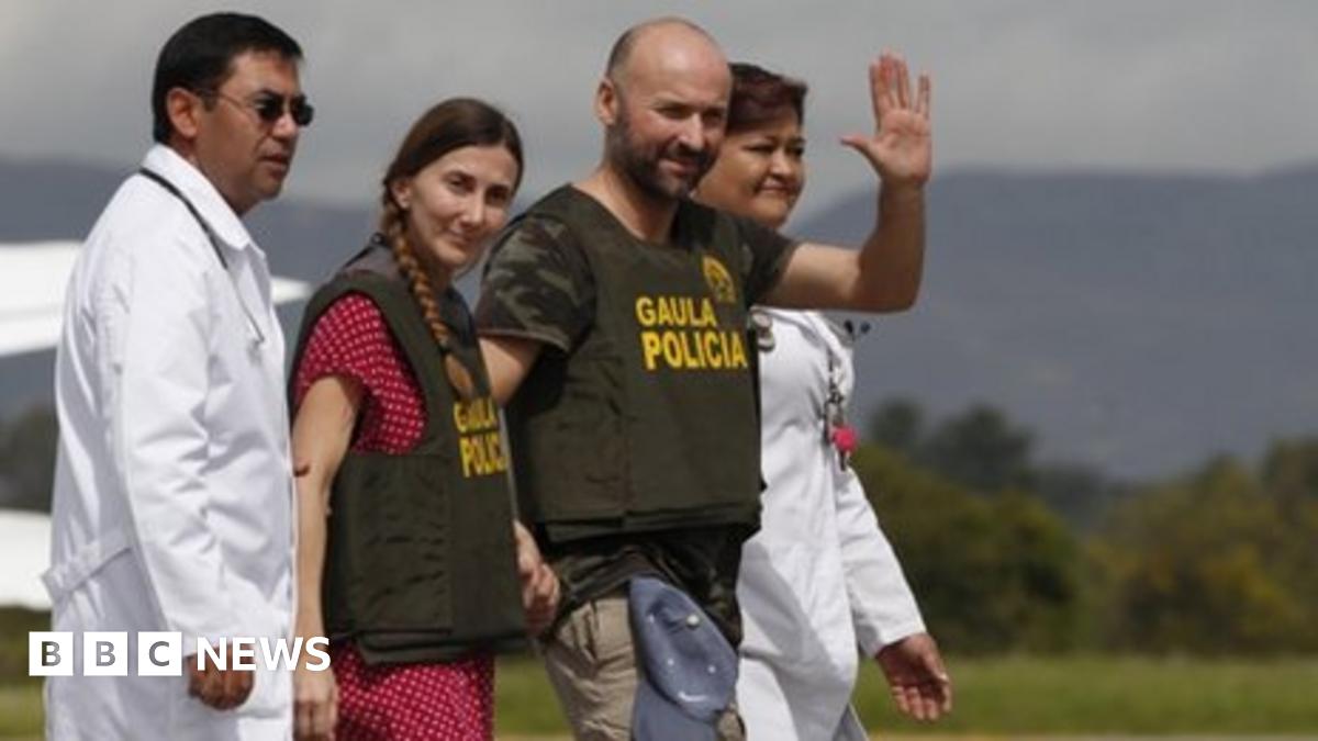 Colombia kidnapping: Spanish tourists freed by police - BBC News
