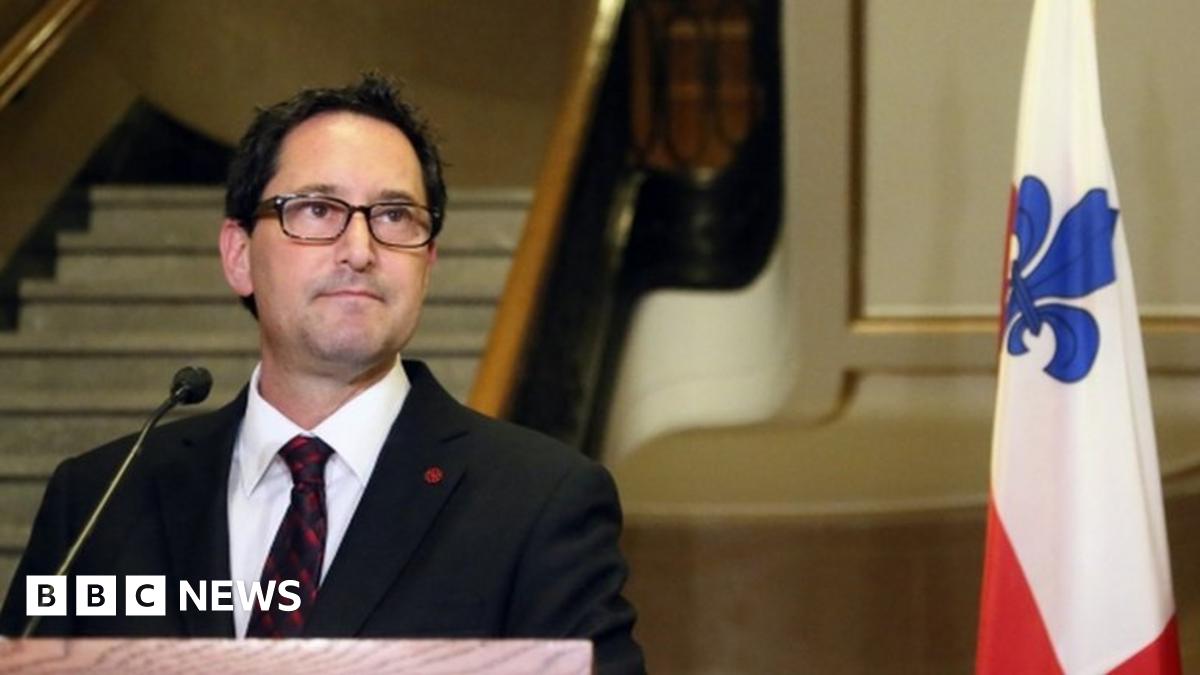 Montreal Mayor Michael Applebaum resigns after fraud charges - BBC News