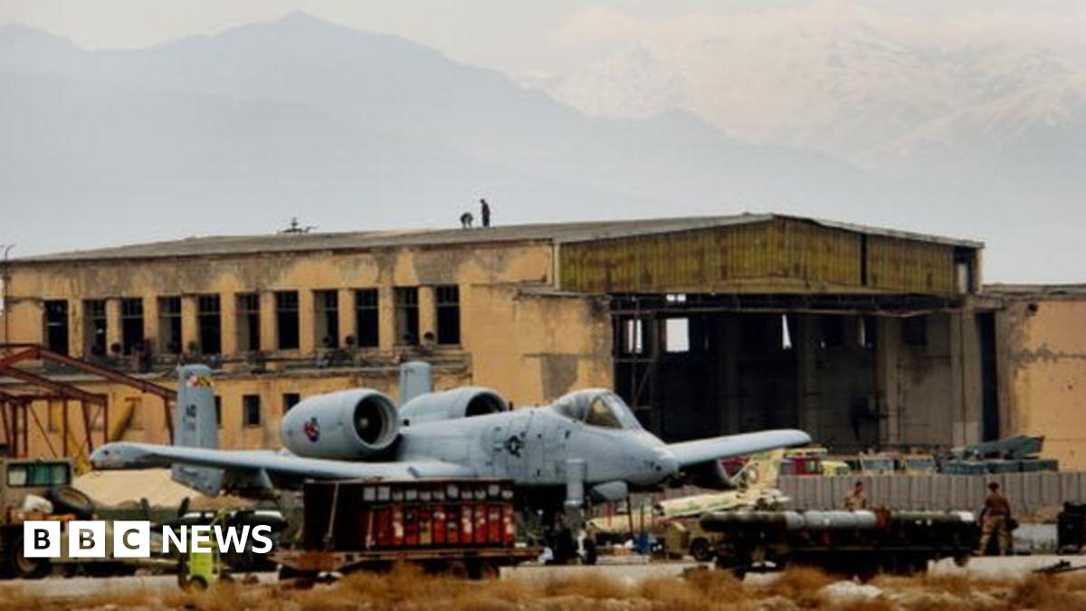 Taliban attack US base in Afghanistan after talks offer - BBC News