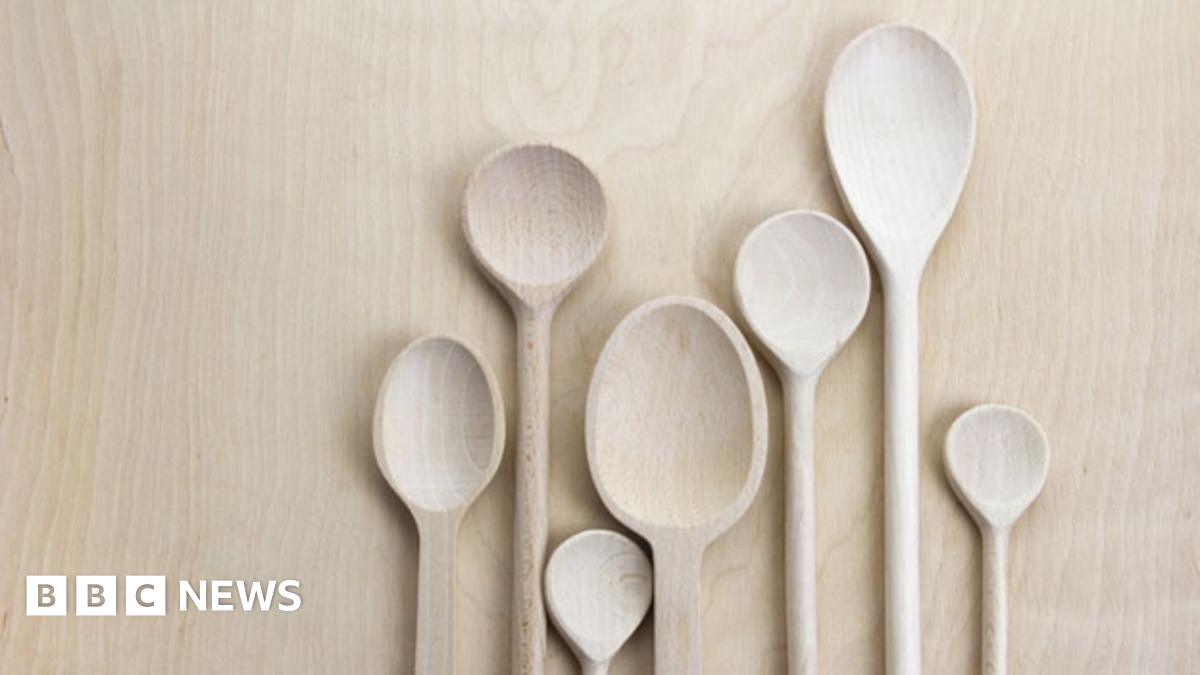 Explaining low stamina levels - with spoons - BBC News