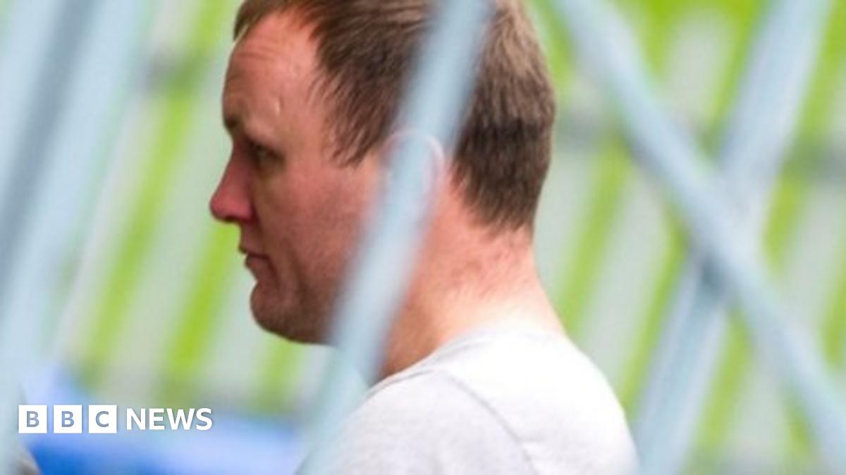 Rhyl mosque fire attack: 'Racist' John Parkin jailed - BBC News