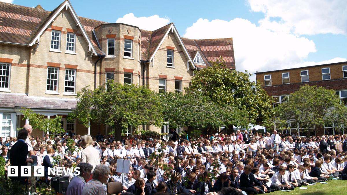 Bournemouth St Peter's Catholic School in £8m expansion plan - BBC News