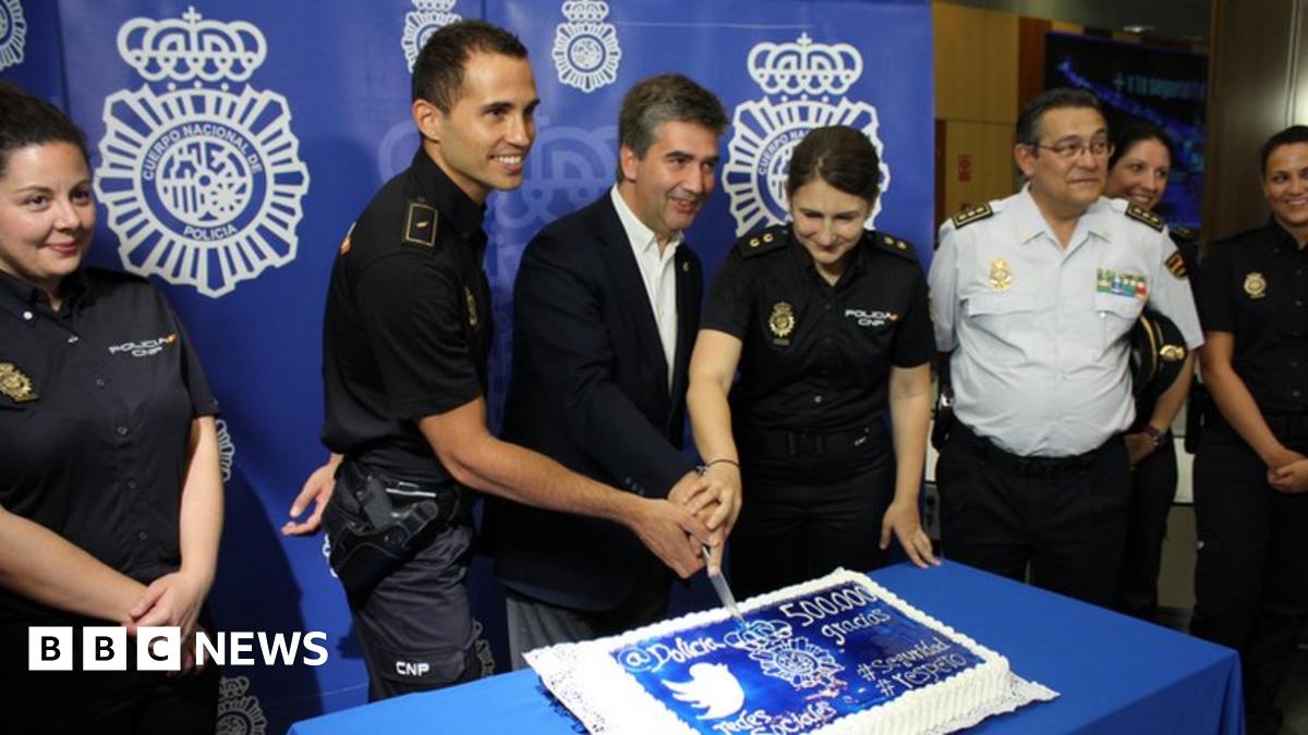 Cracking crime with Twitter in Spain - BBC News