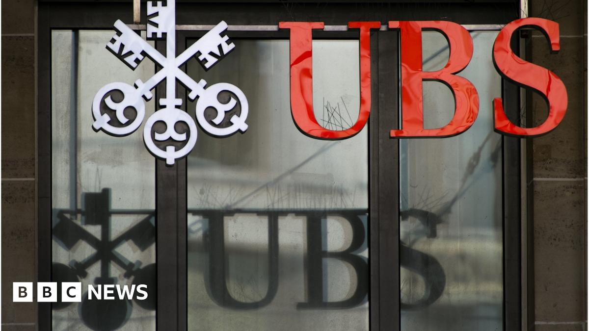 UBS France fined 10m euros amid tax evasion probe - BBC News