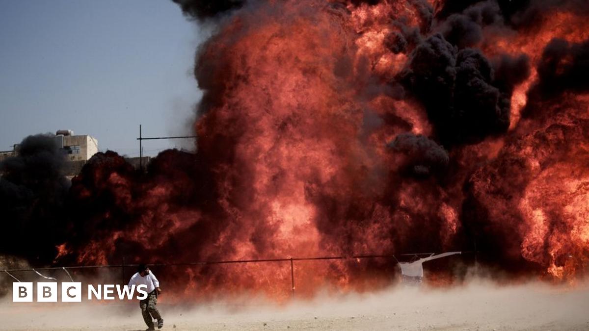 Week in pictures: 22-28 June 2013 - BBC News